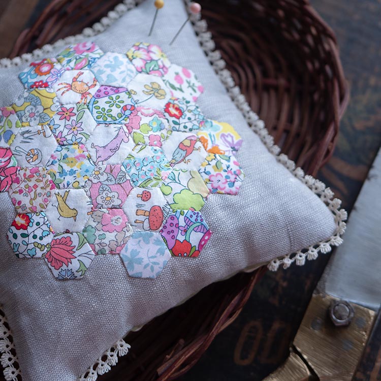 Micro Hexie Pinnie - Free Printables