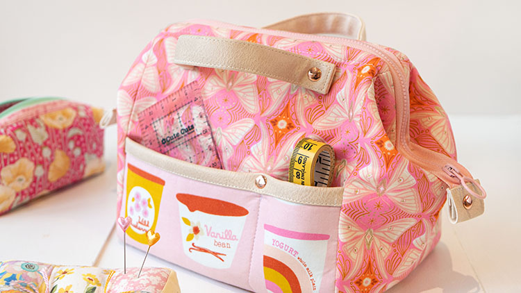 The Stylish Sewing Caddy by Zakka Workshop