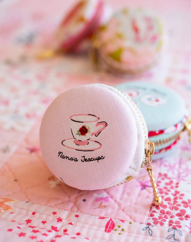How to Make a Mini Macaroon Pouch