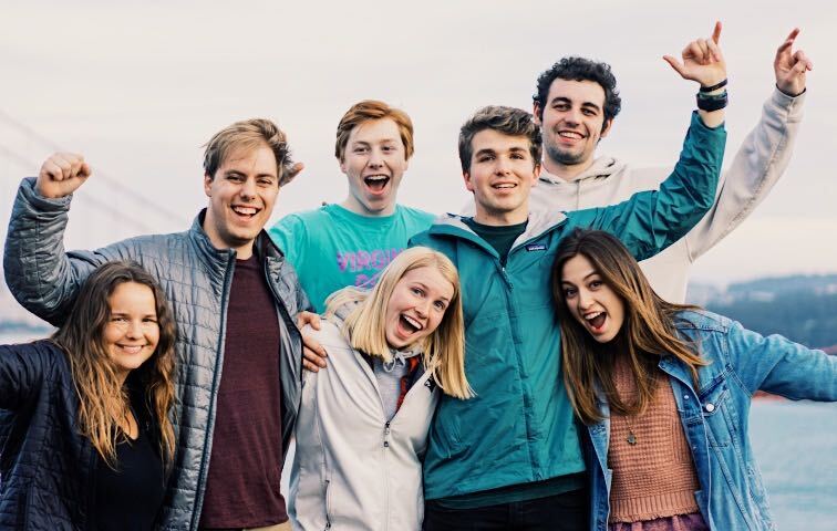 Letterloop: The Newsletter for Friends, Families & Teams