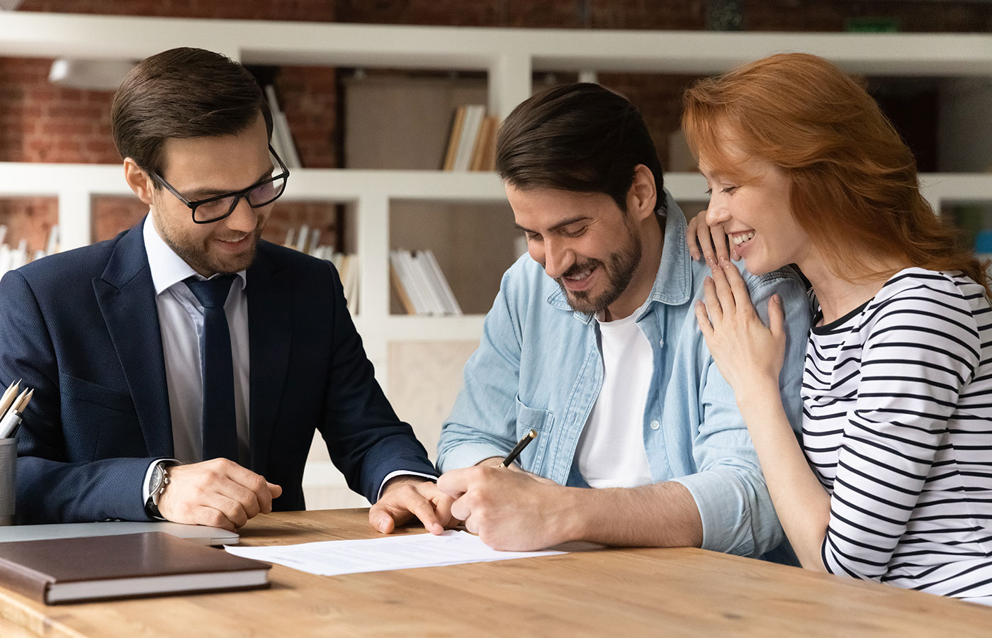 Improve Your Financial Services Call Center | Hiya