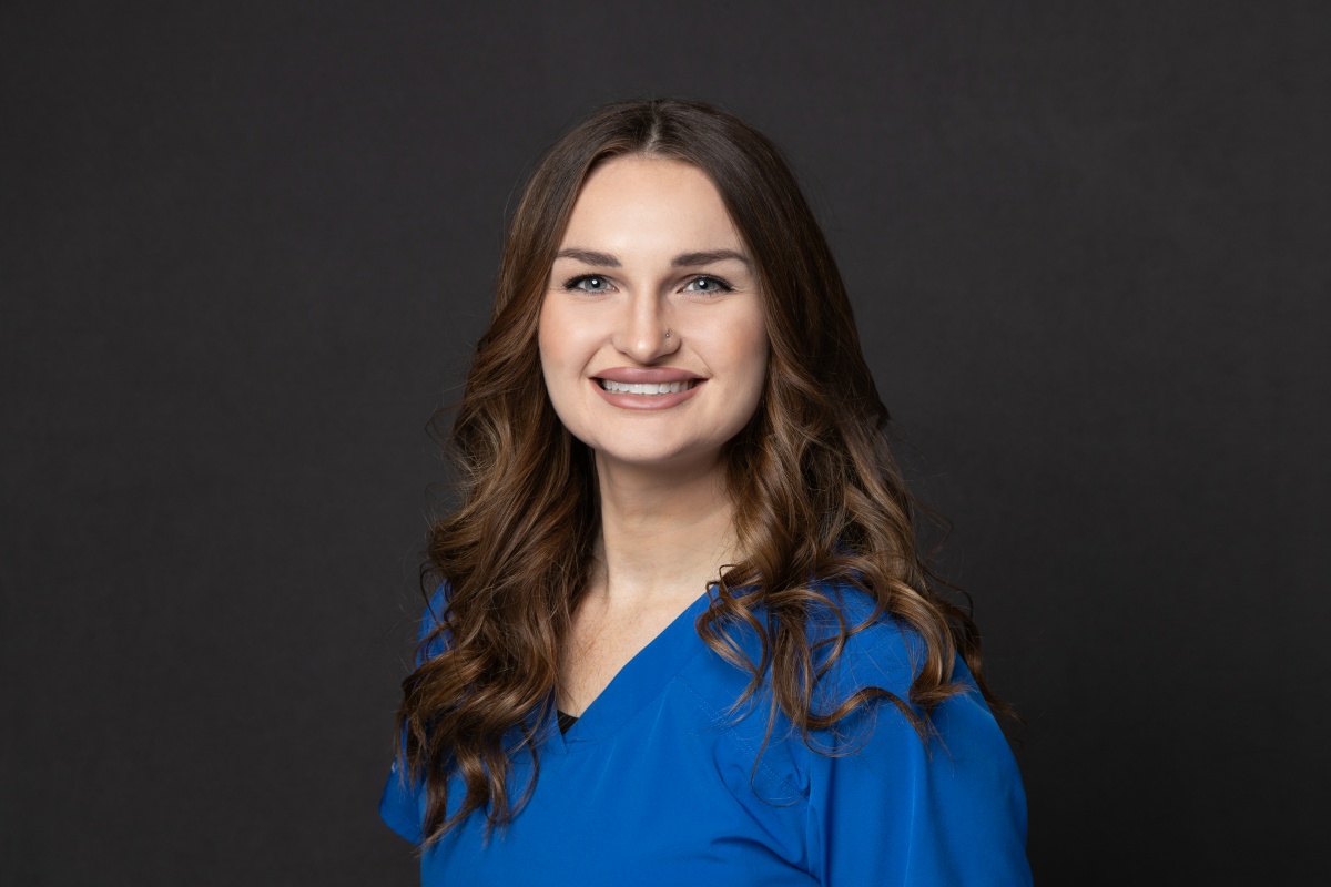 Bailey -Certified/Registered Dental Assistant, Licensed Dental ...