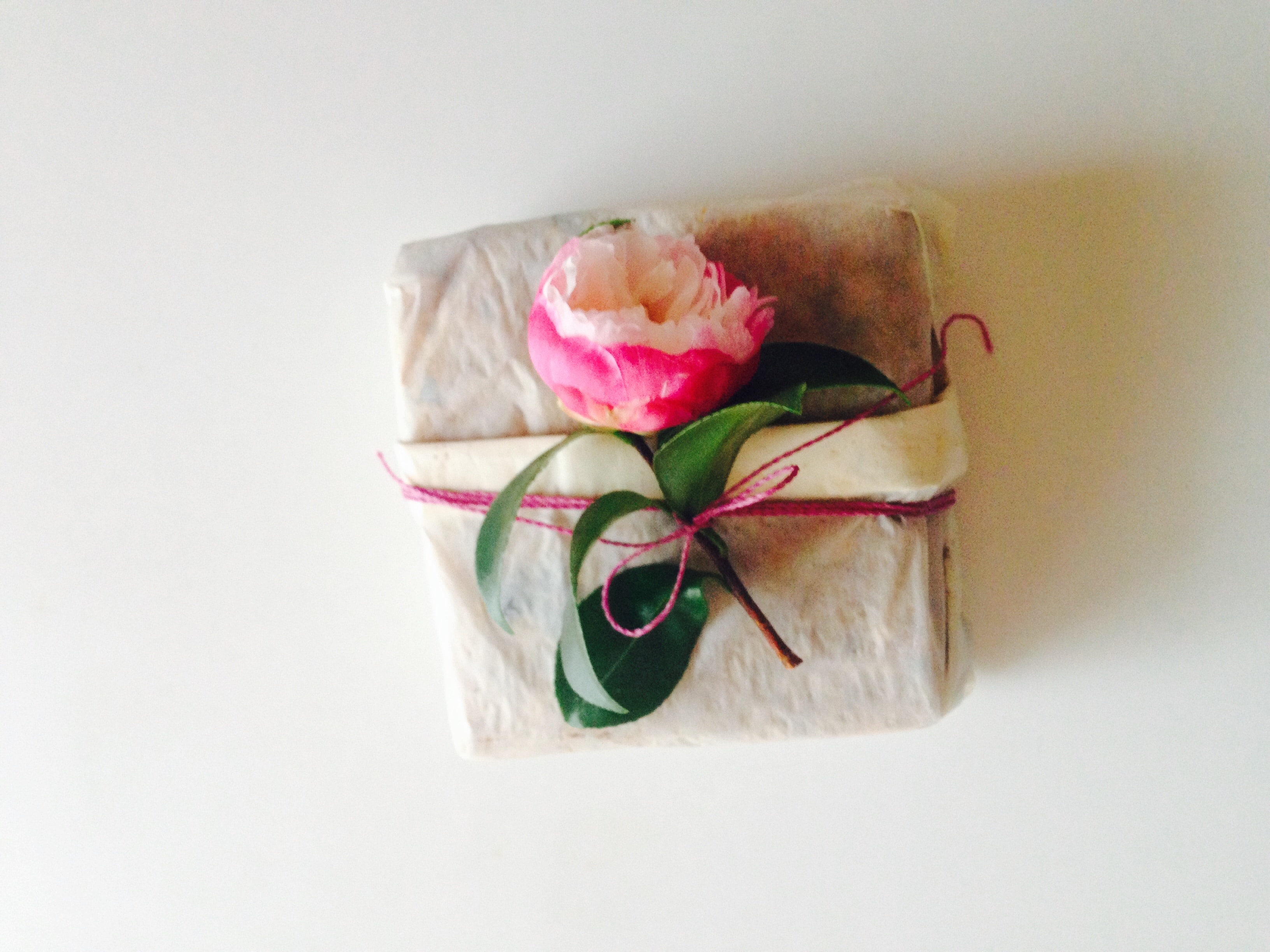 5 Unique and Personalized Ways to Package a Video as a Gift