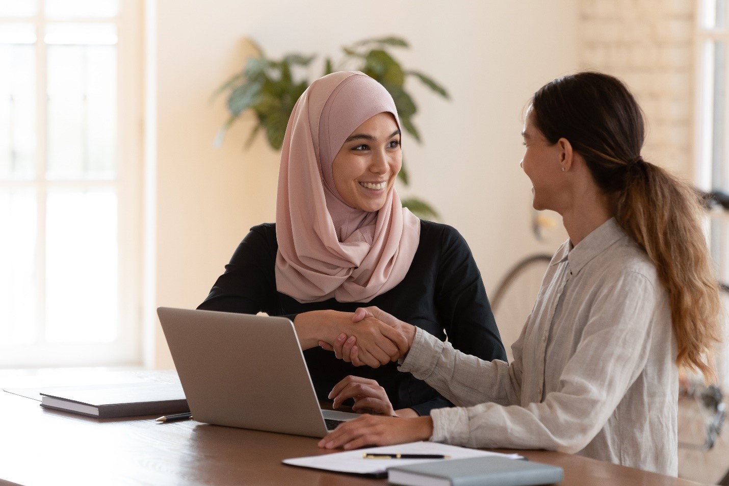 How Does a Home Closing Work?