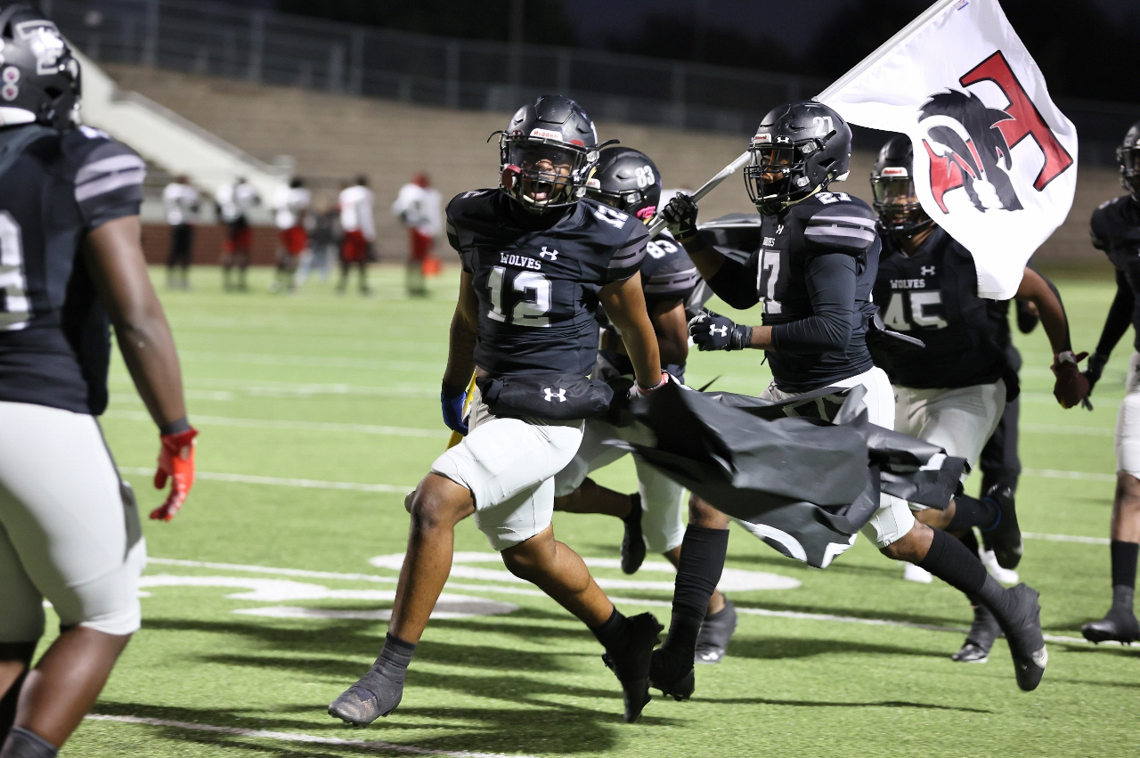 Summit, Timberview dive deeper into playoffs
