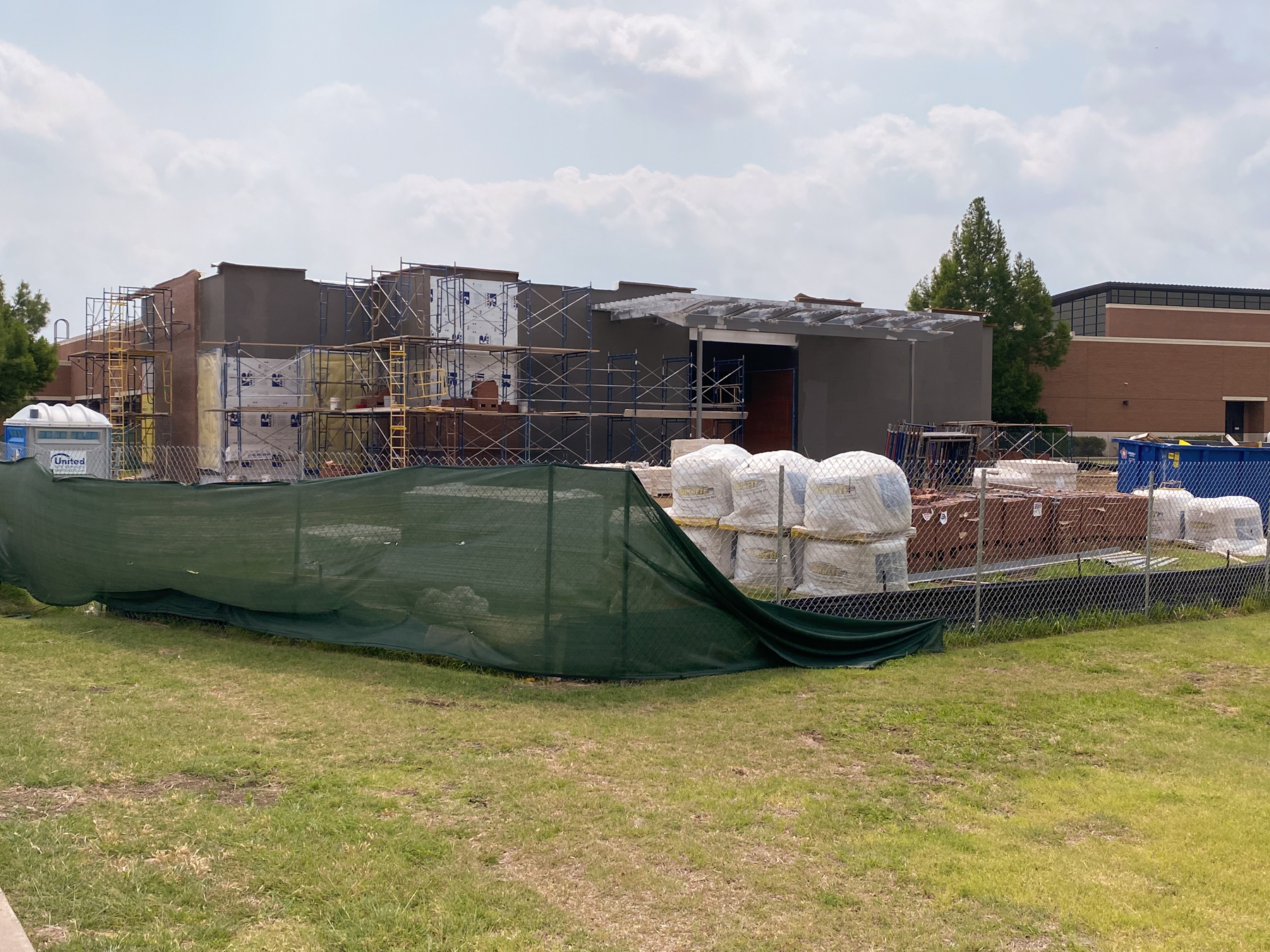 Mansfield library checking out for renovations