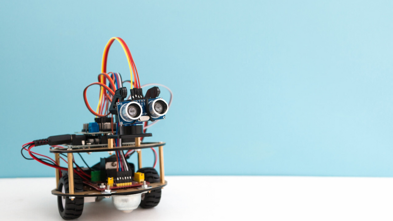 5 Reasons To Learn Robotics and Coding | Riders