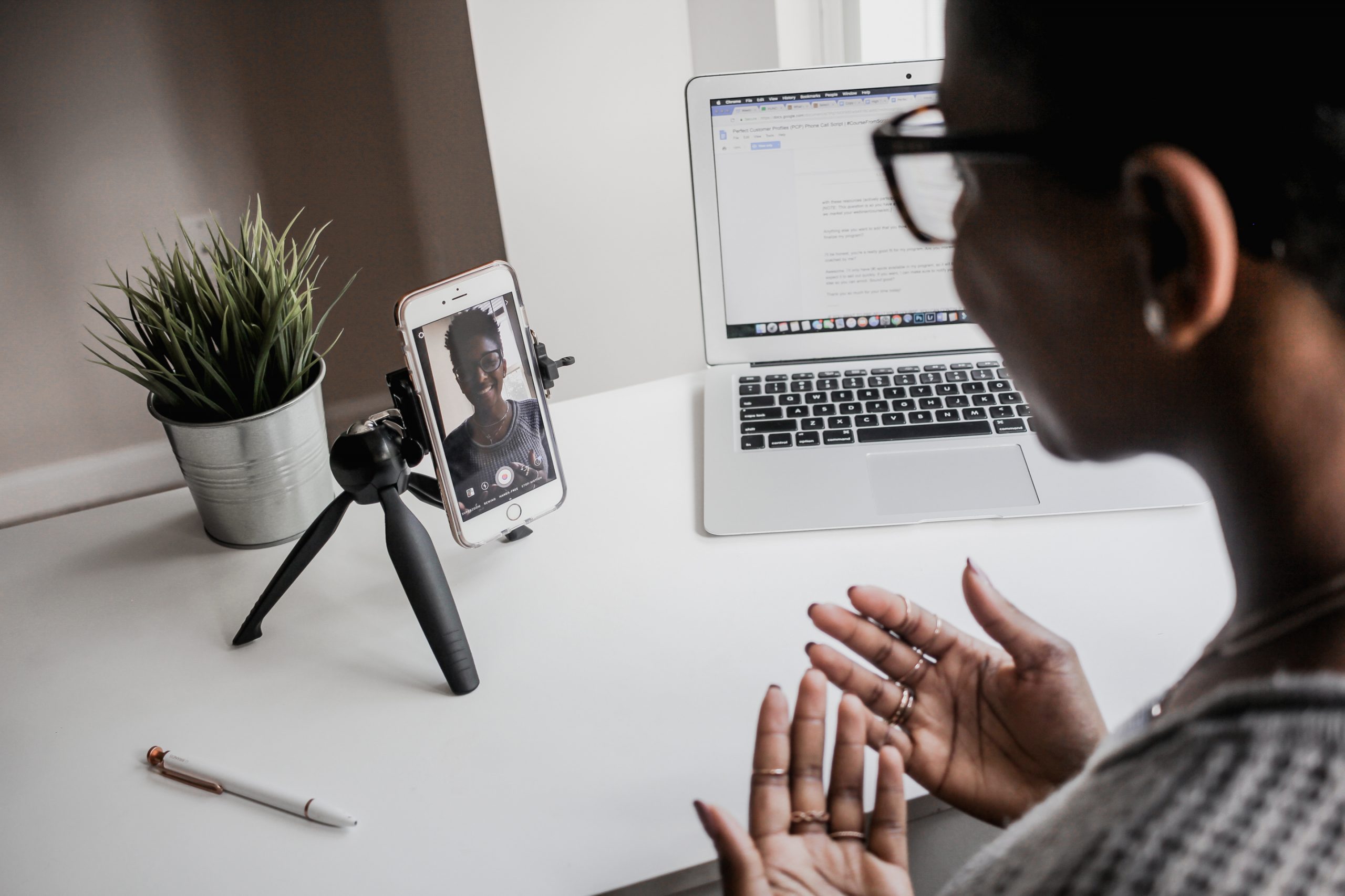 How the most successful freelancers approach marketing their businesses