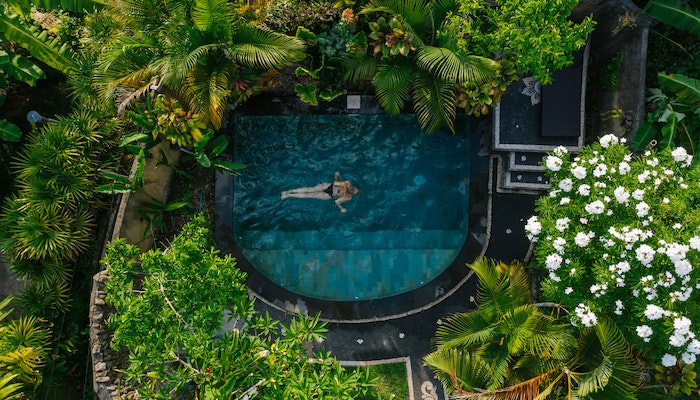 Memorial Day DIY Project: Build a Stock Tank Spa