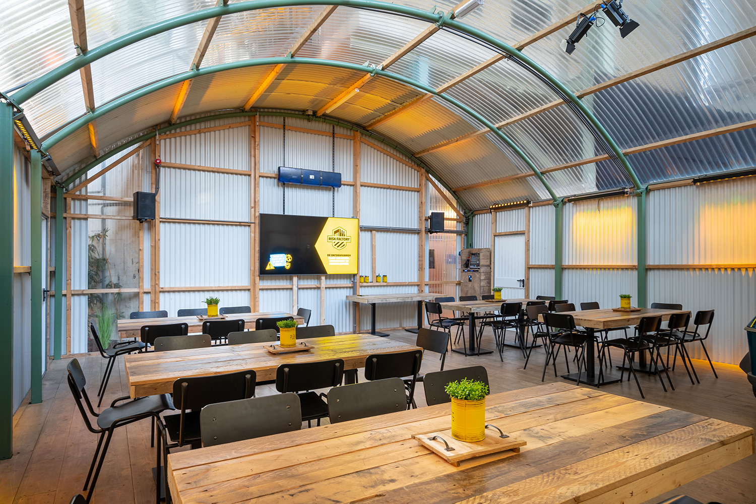 Risk Factory | Stand- & interieurbouw | Sfeer & interieur