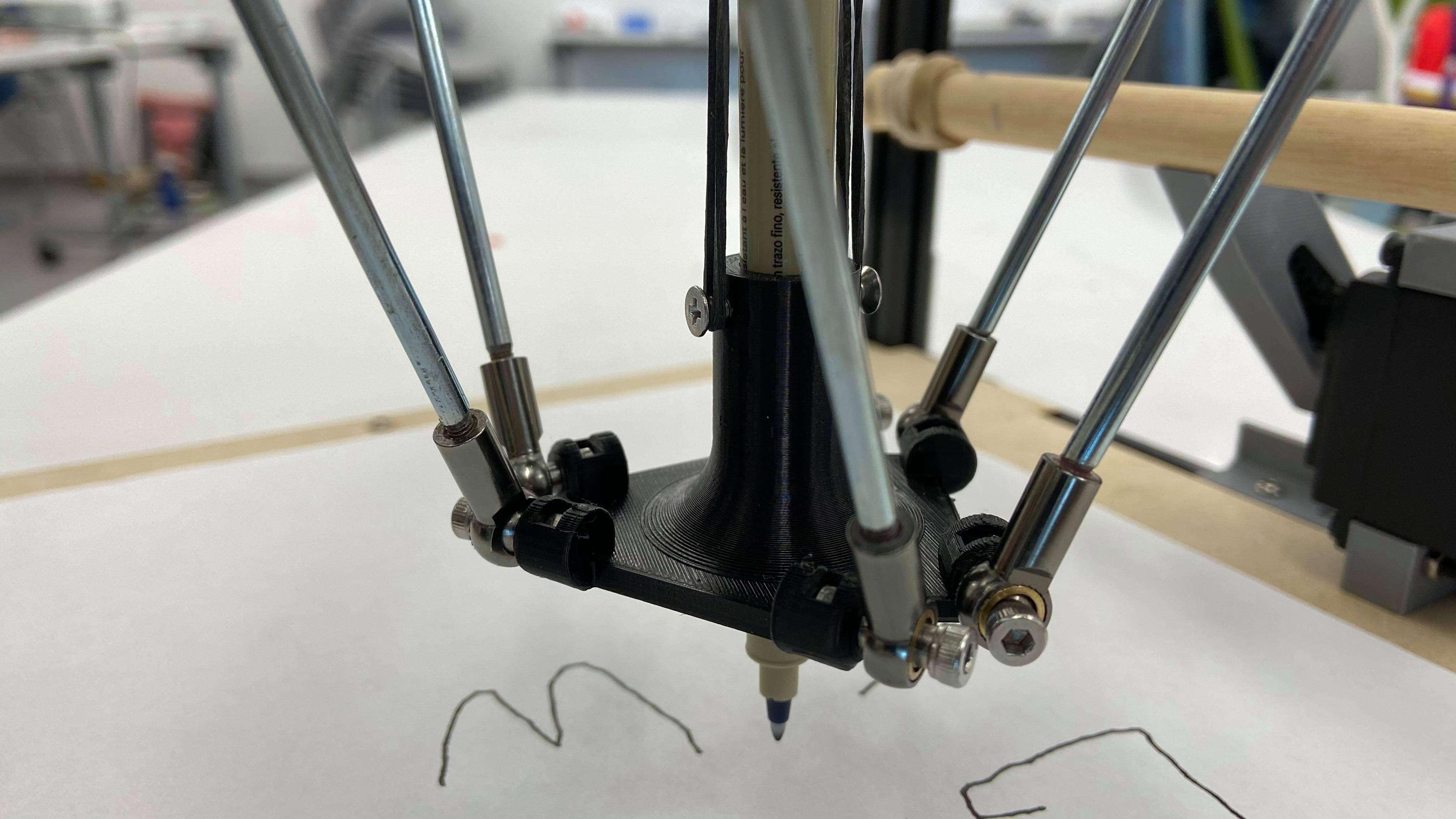 Eric Wu - Delta Drawing Robot