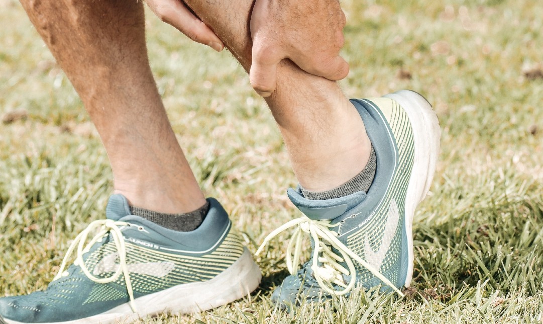 How To Take Care Of Ankle Pains & Wounds