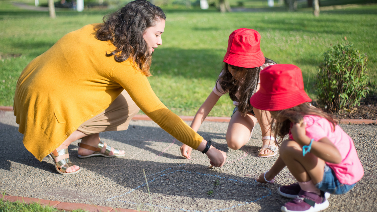Outdoor educational games | Benefits, ideas, and tips