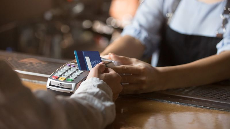 The Basics of a Credit Card Merchant Account | Swipesum