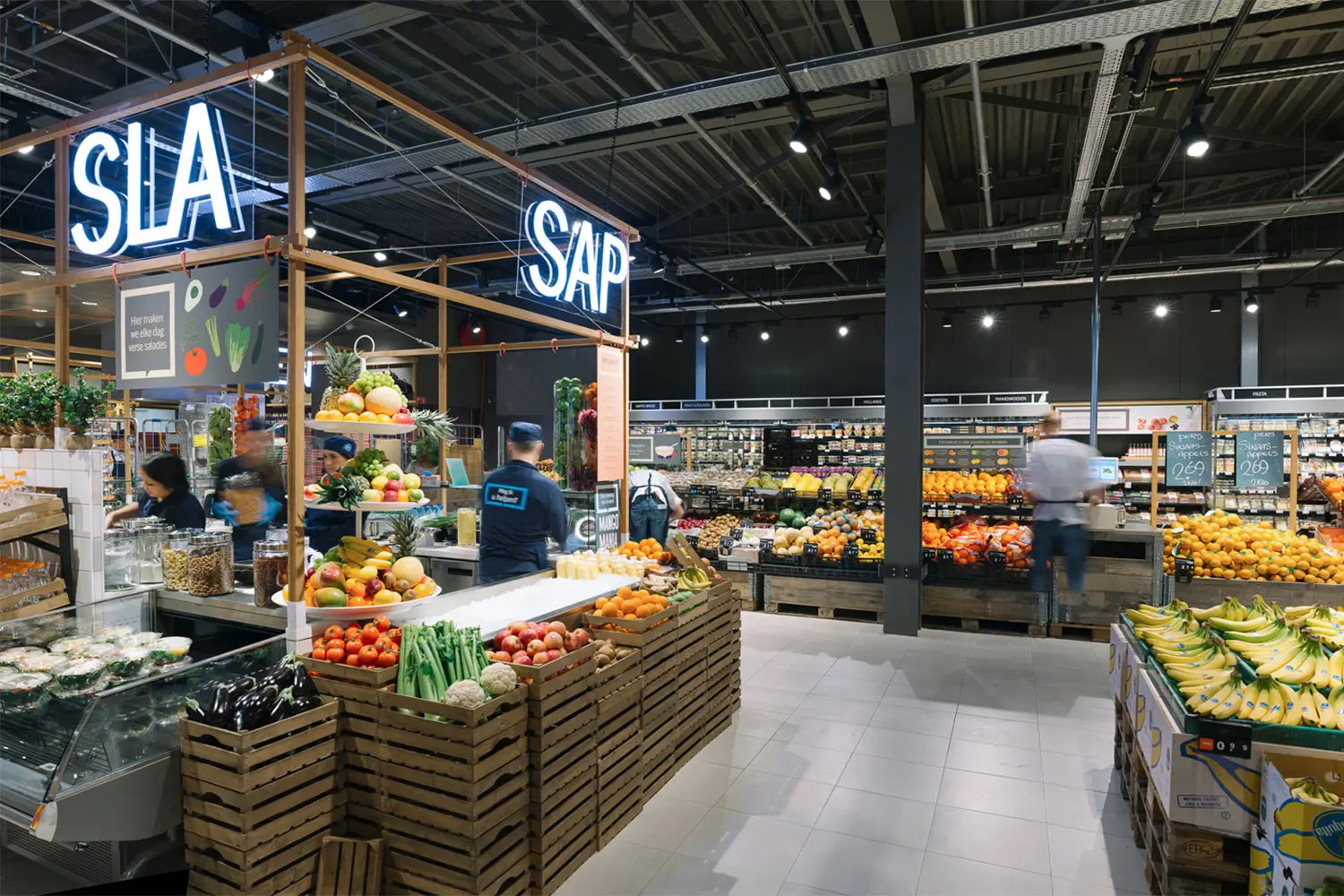 Tesco Extra | Customer-centric shopping experience
