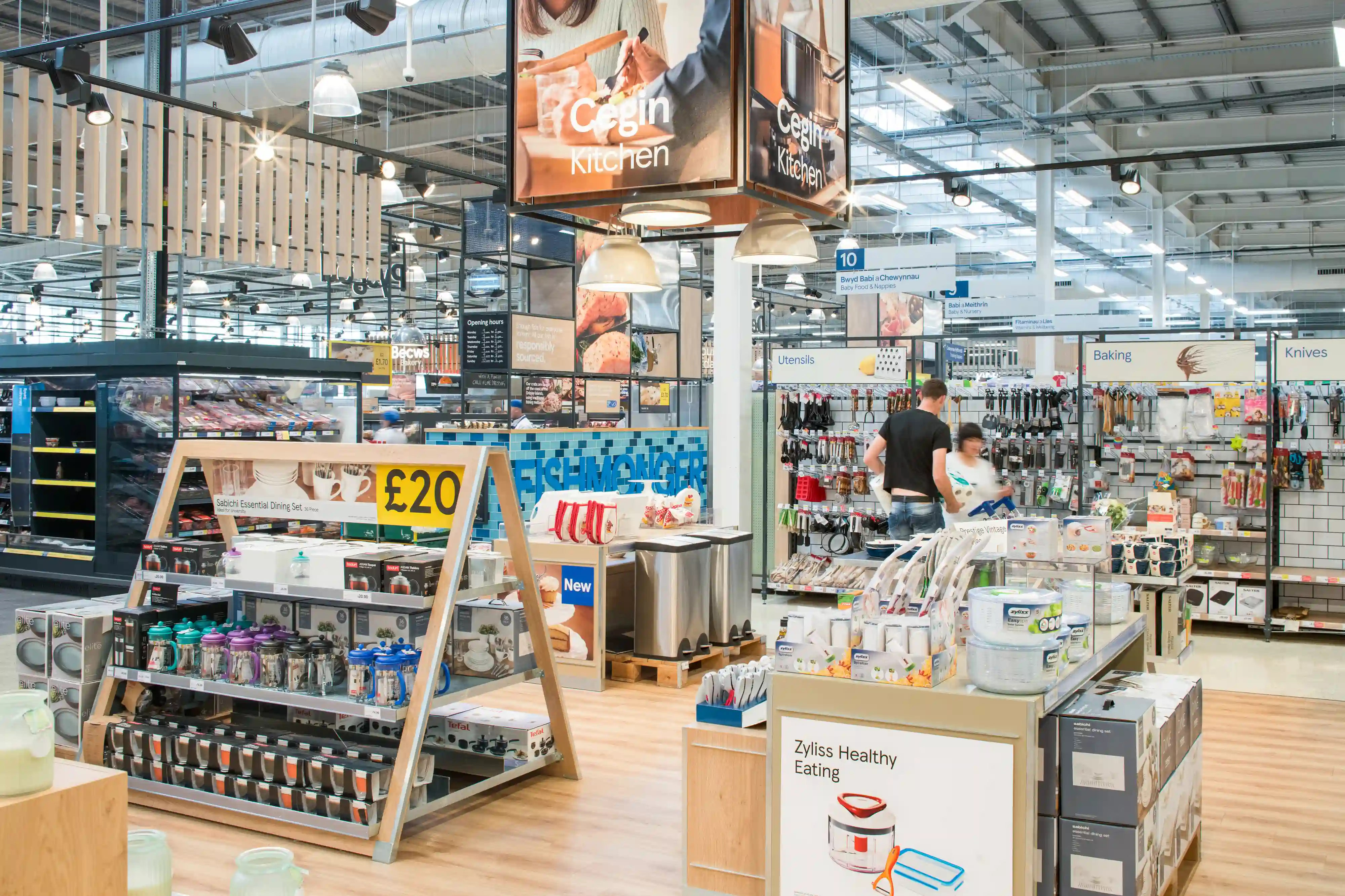 Tesco Extra | Customer-centric shopping experience