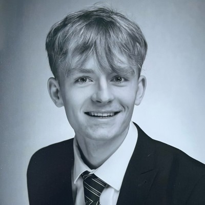 Look Blog: AI-Powered Digital Signage: Why and Where to Use