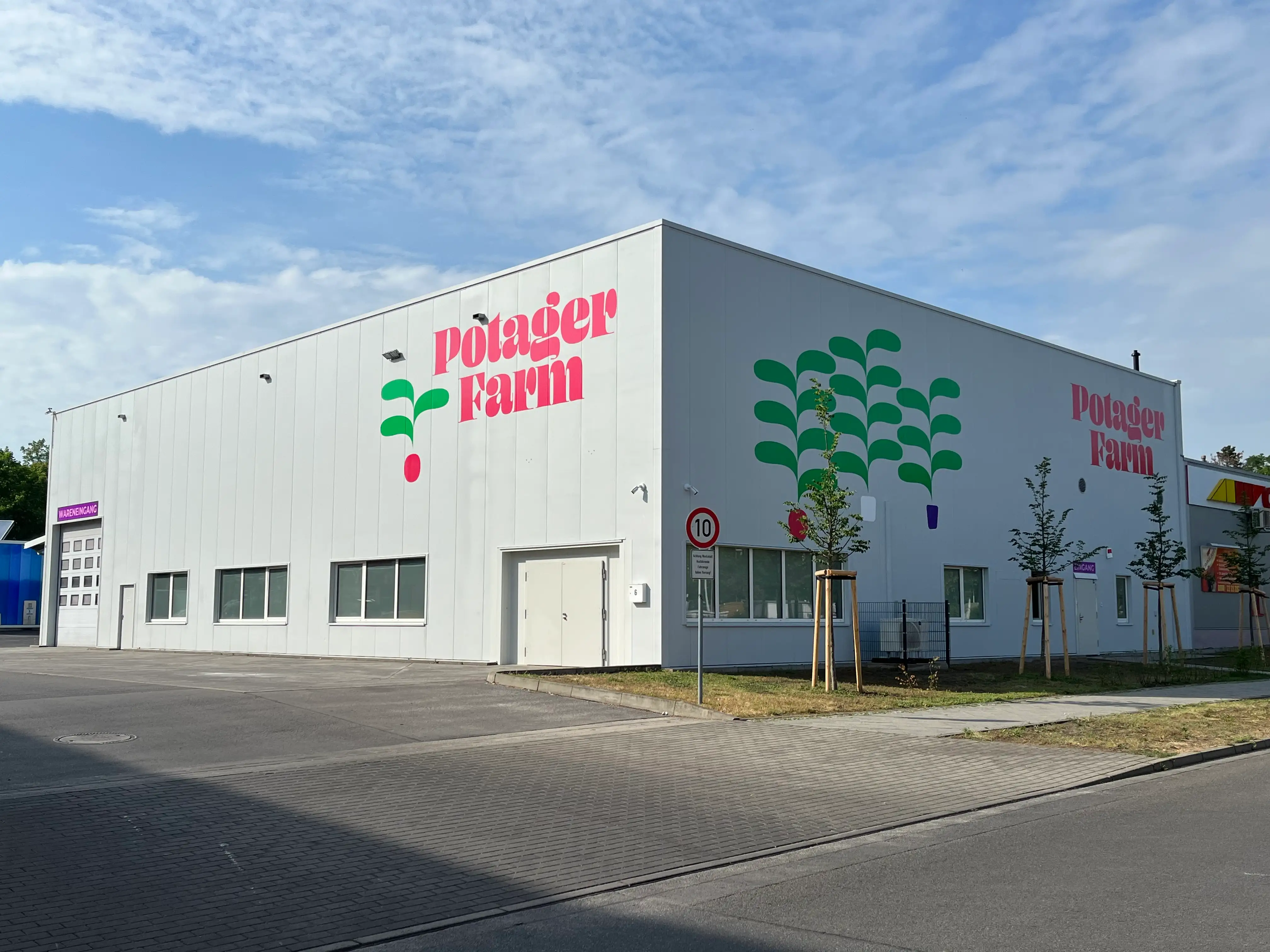 Intelligent Growth Solutions | Global Vertical Farming Technology