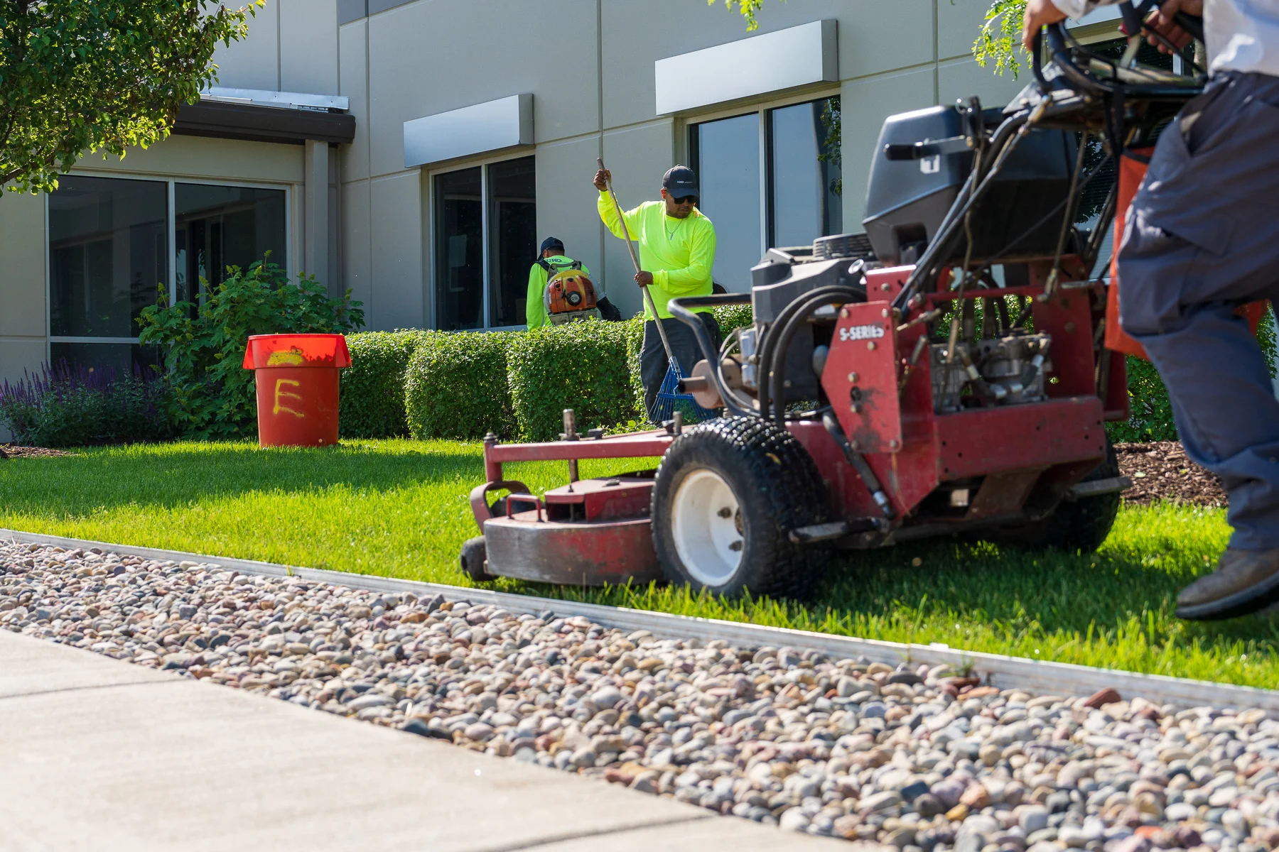 Green Brilliance Amid Footfall: Navigating Landscaping Maintenance in ...