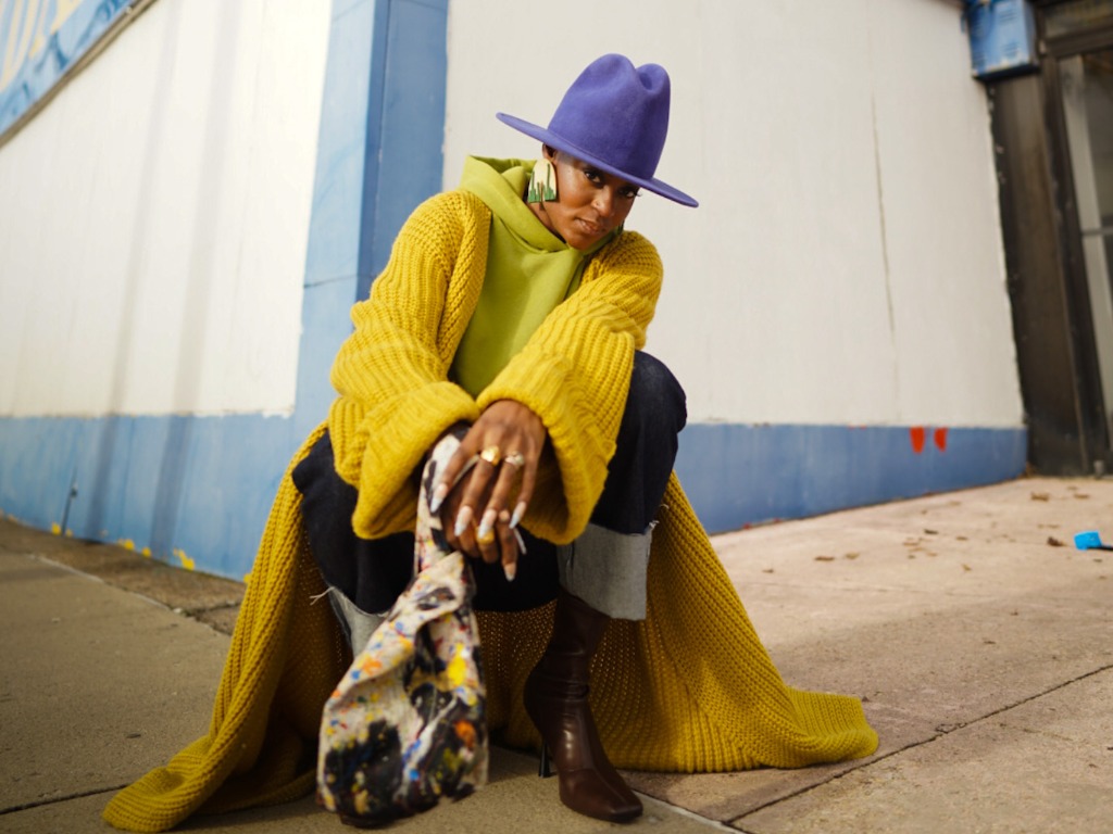 Insecure-tea: Should Issa Choose Herself?