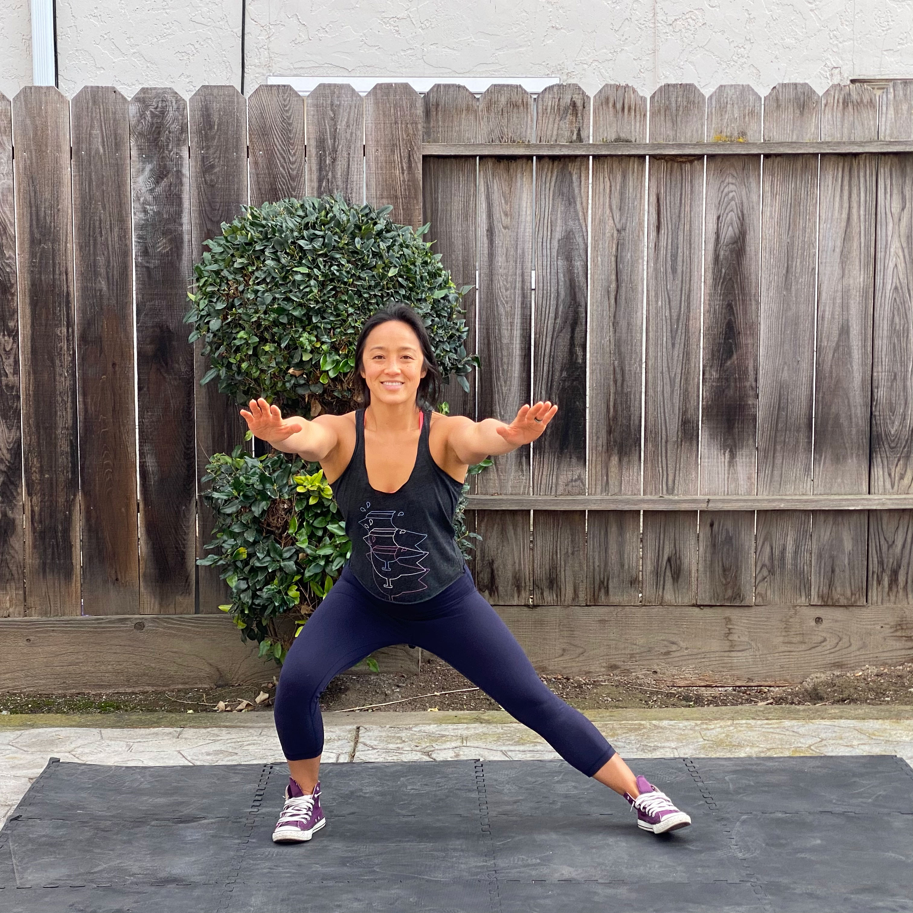 Lateral Lunges - Gymparty