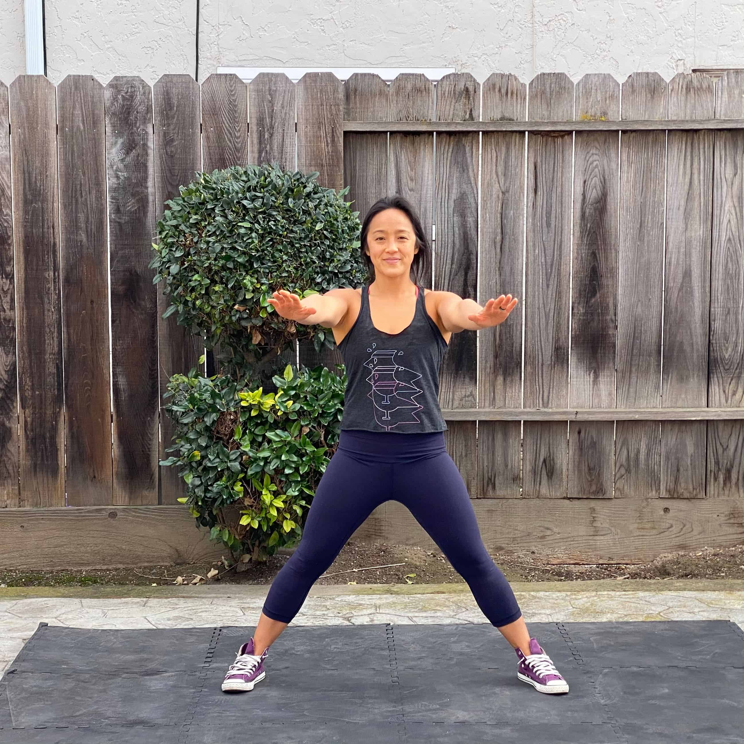 Lateral Lunges - Gymparty