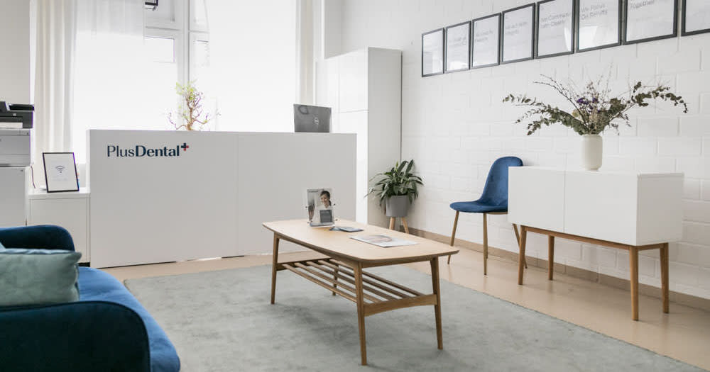 Customer Story with PlusDental | Leapsome