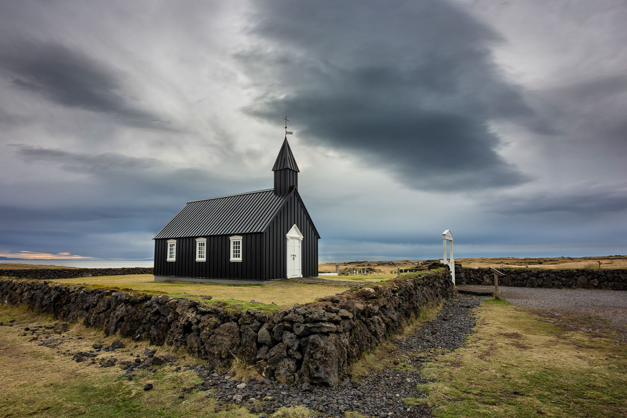 Focus: A travel photographer's ultimate guide to Iceland