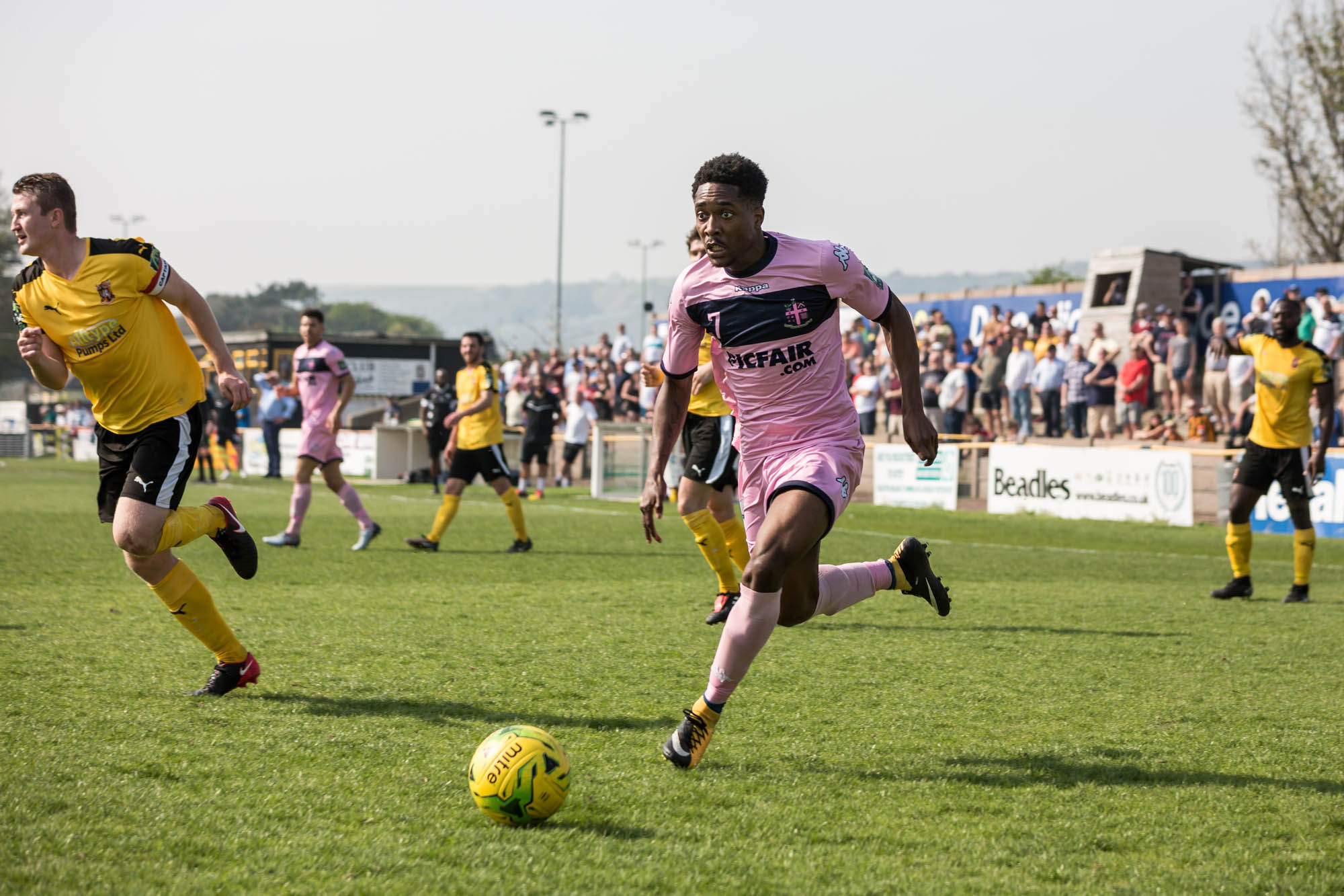 Focus: A beginner’s guide to sports photography