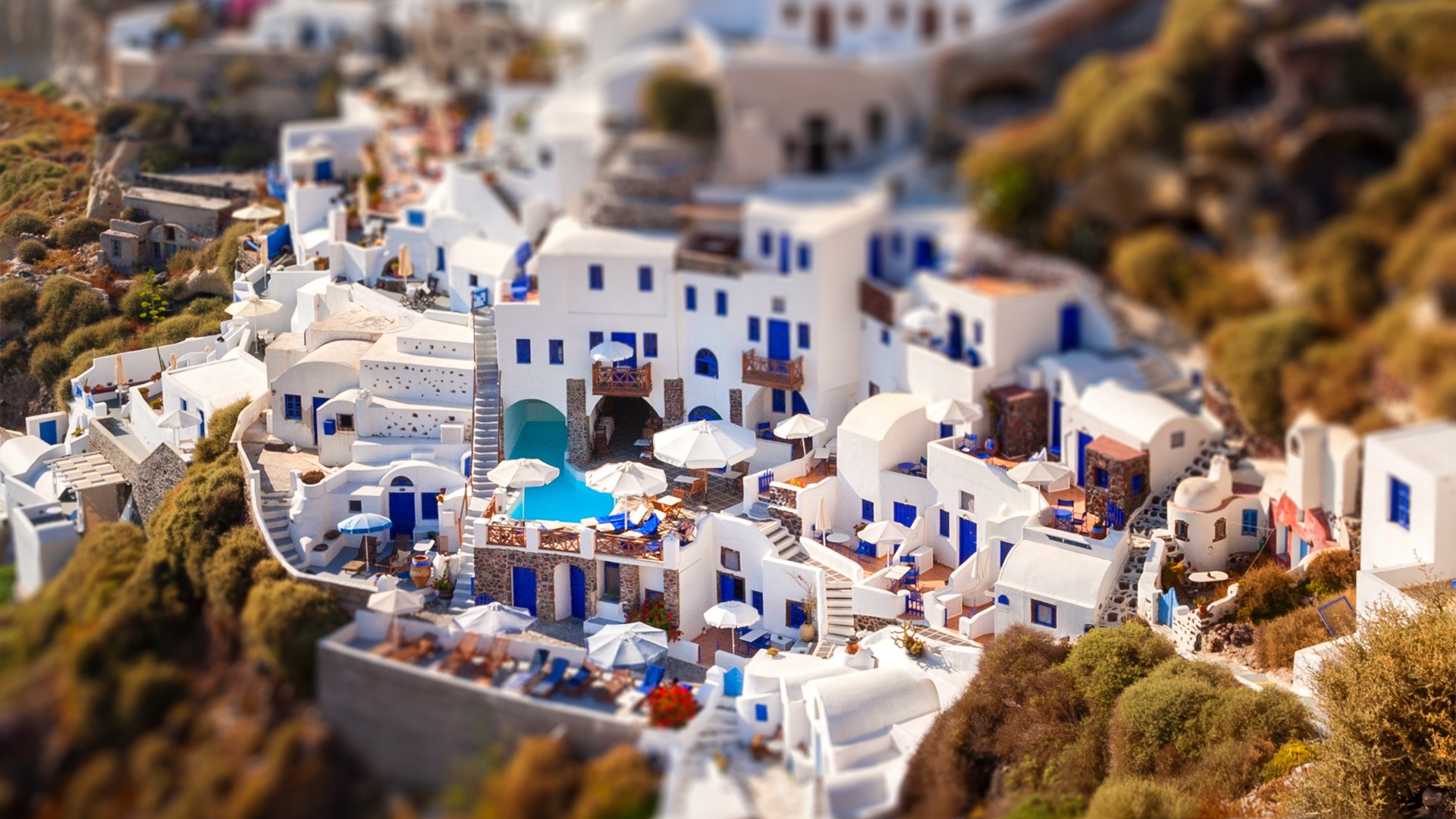 Focus: VIDEO: How to create the tilt-shift toy town look for your photos