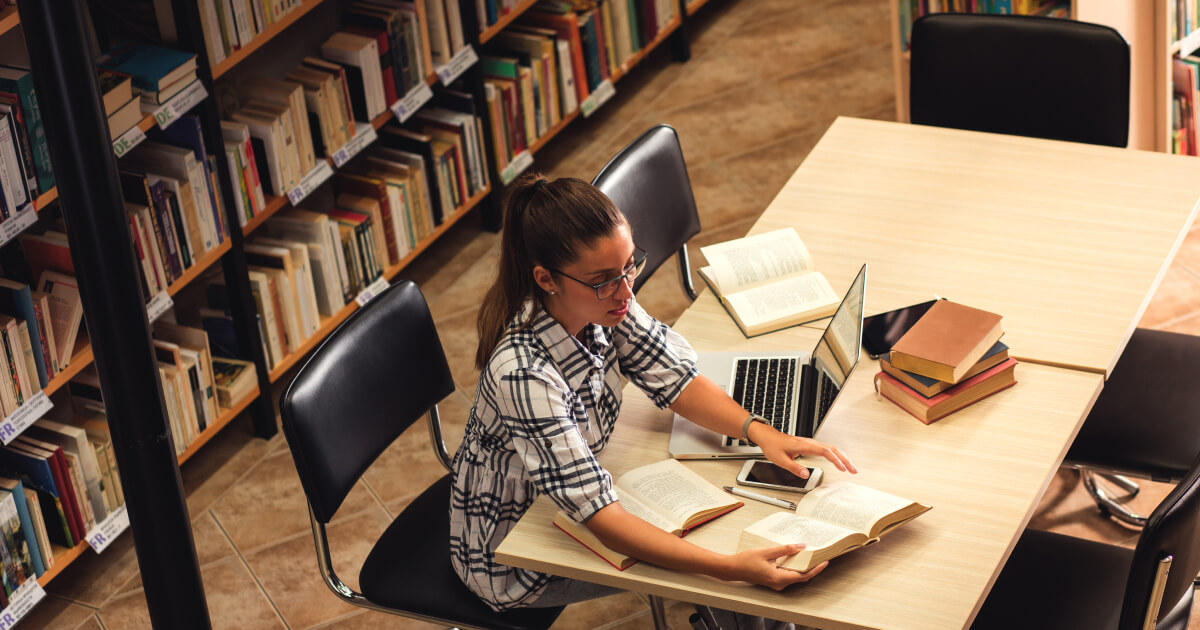 How to Choose a University: 10 Factors to Consider