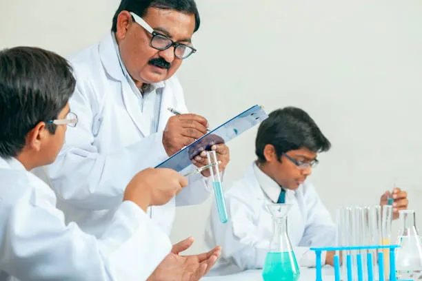 Creativity & Innovation: A Student's Guide to 21st Century Skills