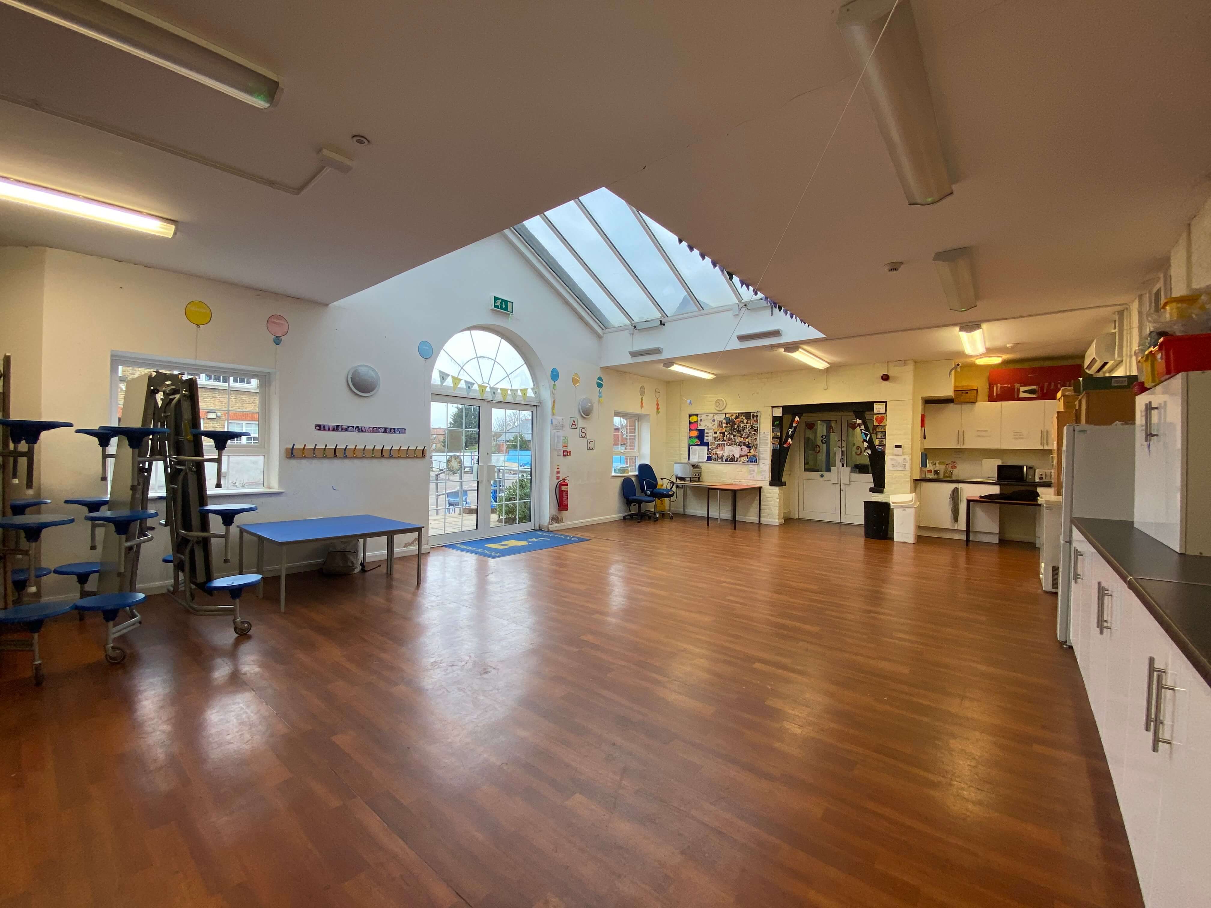 Small Hall Hire | Hollickwood Primary School | Sharesy