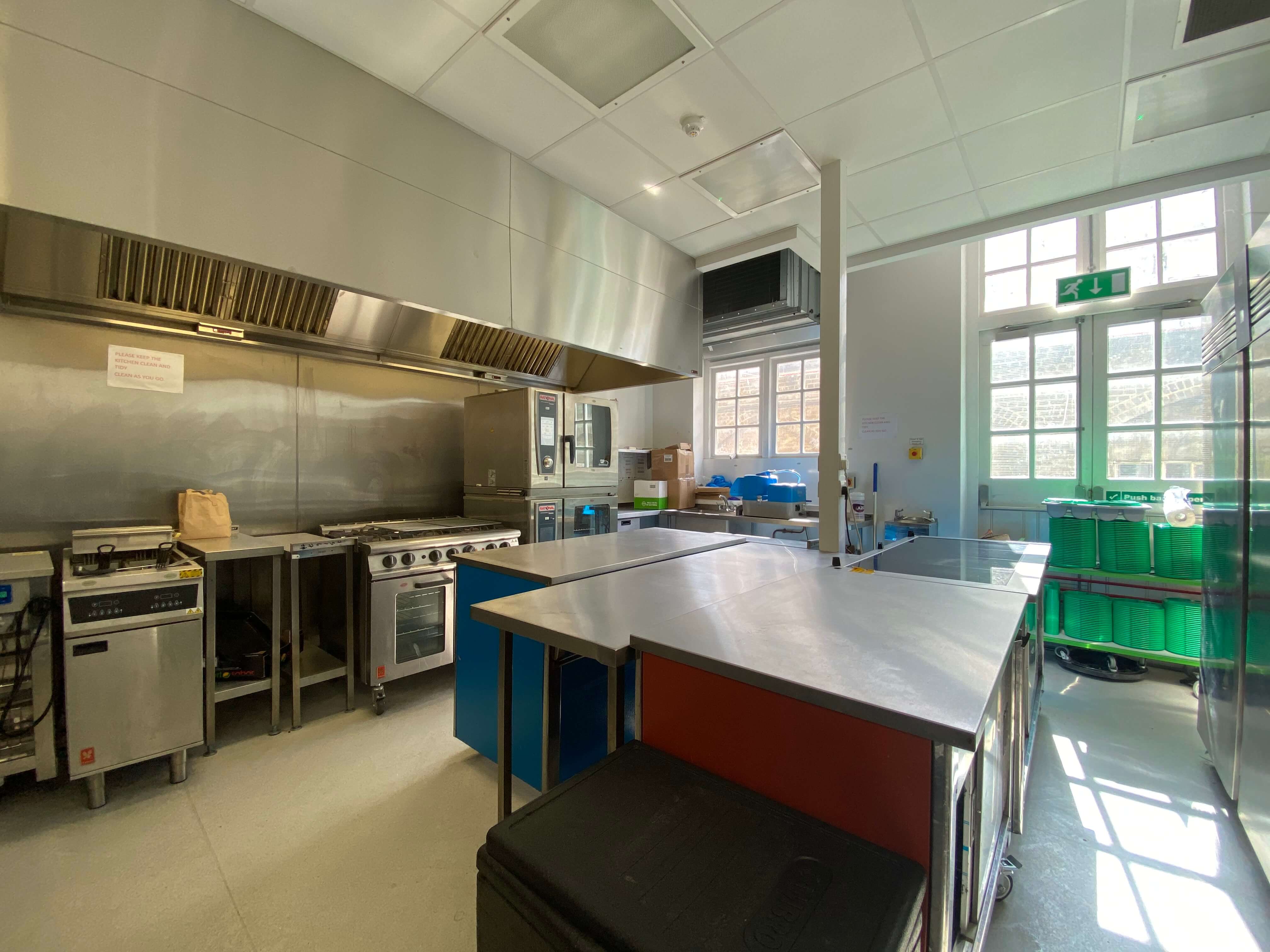 Kitchen Hire | Pardes House Primary School | Sharesy