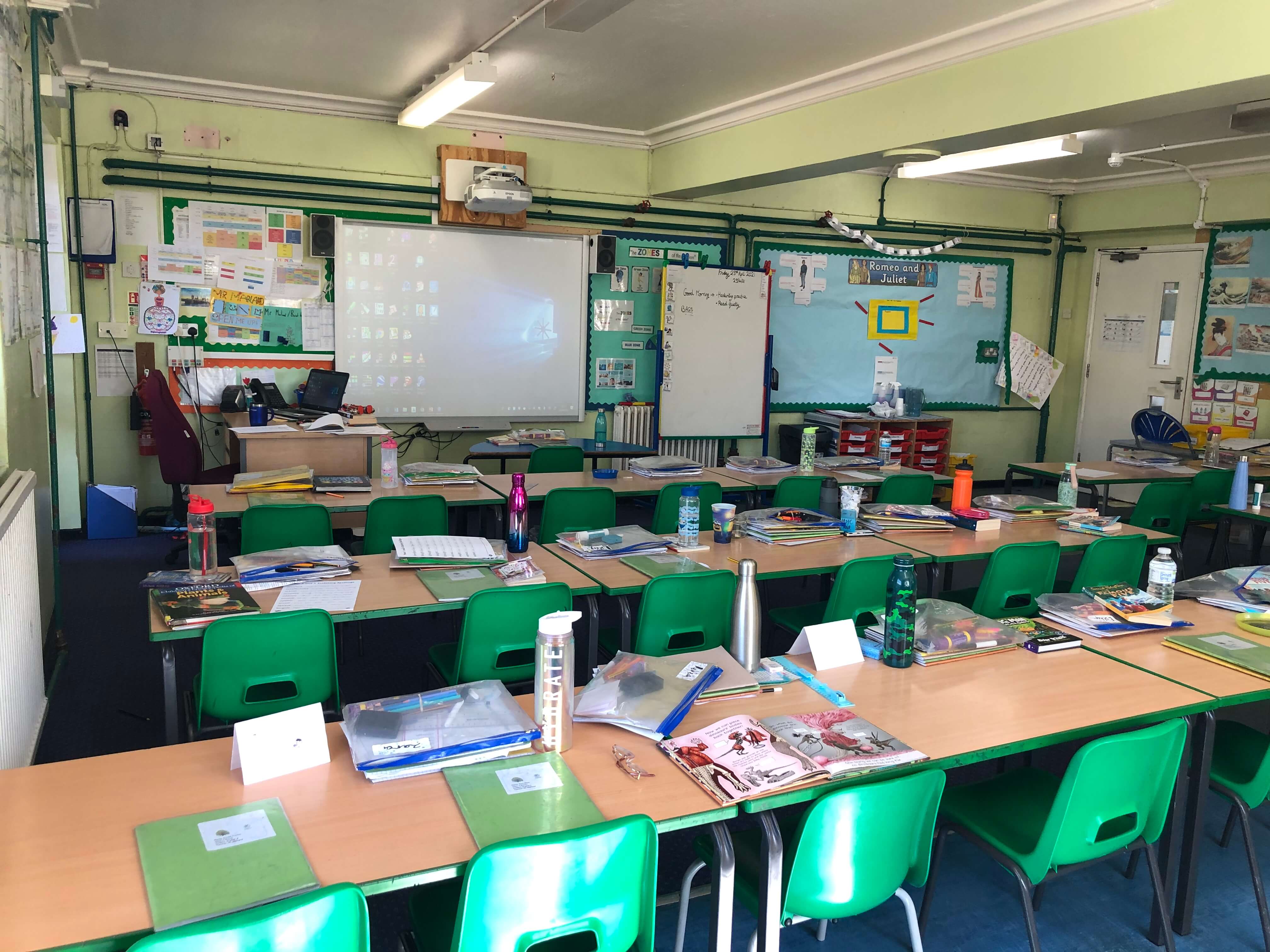 Classroom 1 Hire | Edgware Primary School | Sharesy