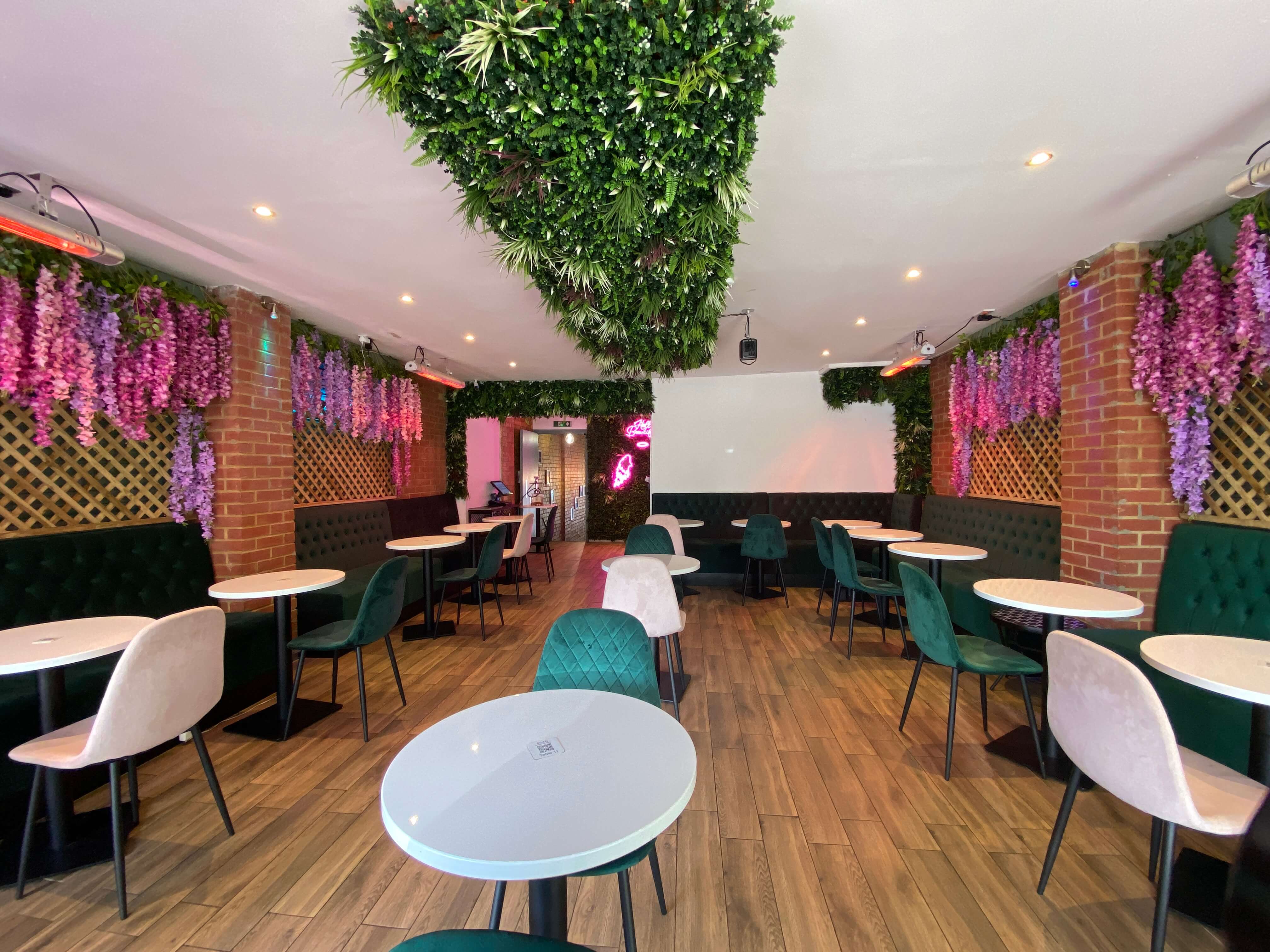 The Lounge Hire | Soor | Sharesy