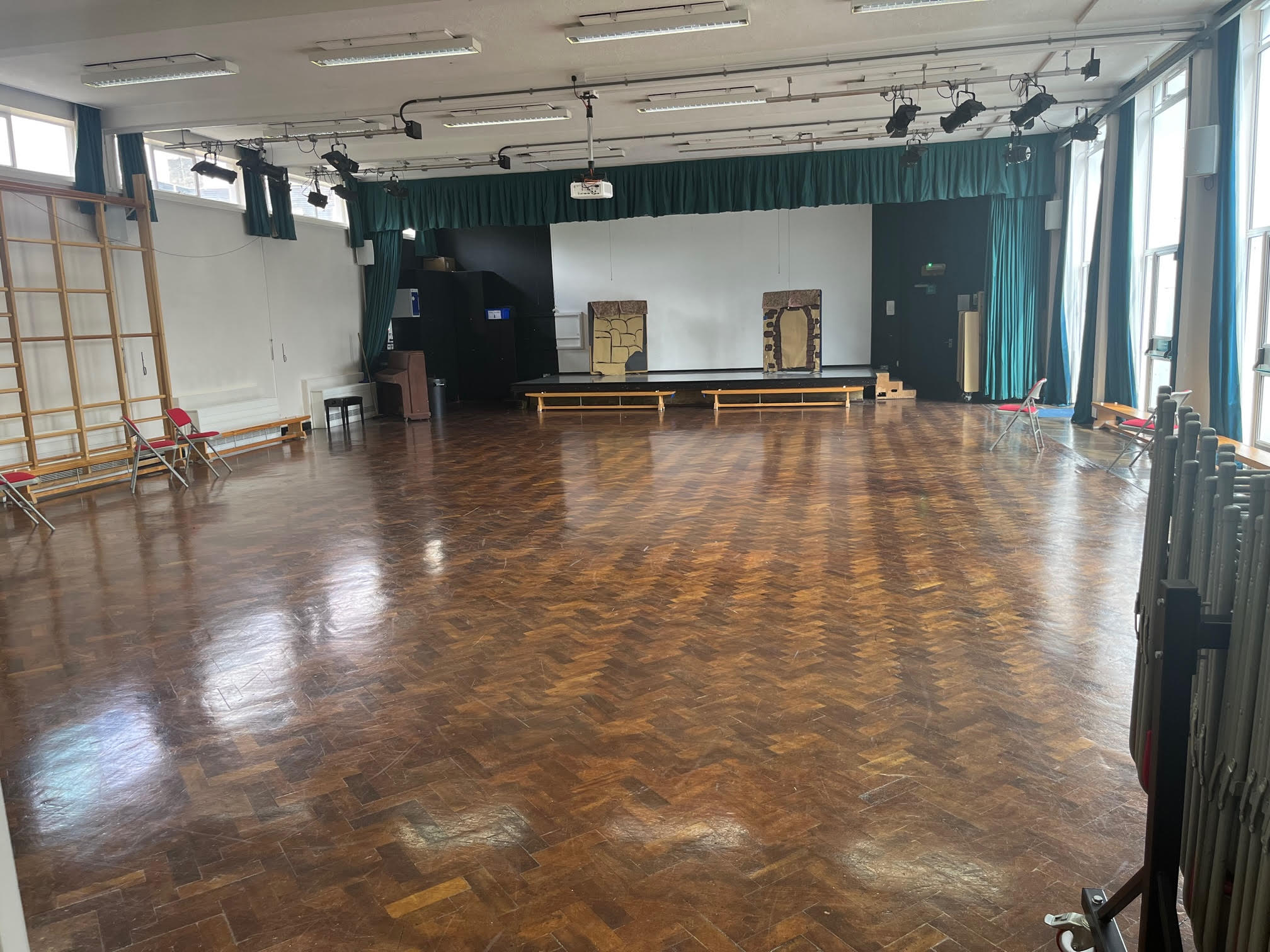 Sir Thomas Abney Primary School | Hire and Lettings | Sharesy