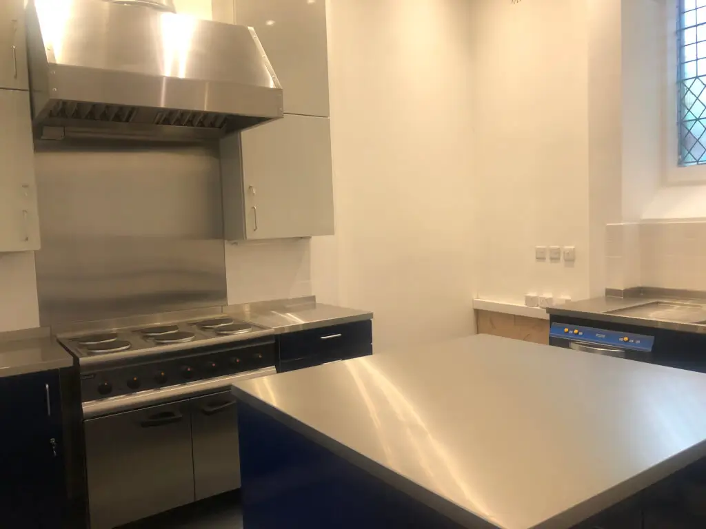 Church Hall Hire | St Andrew's Whitehall Park | Sharesy