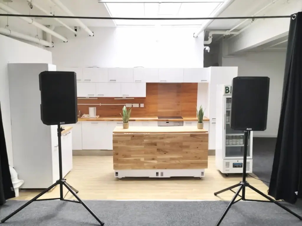 Studio Hire | Mango Studios LDN | Sharesy