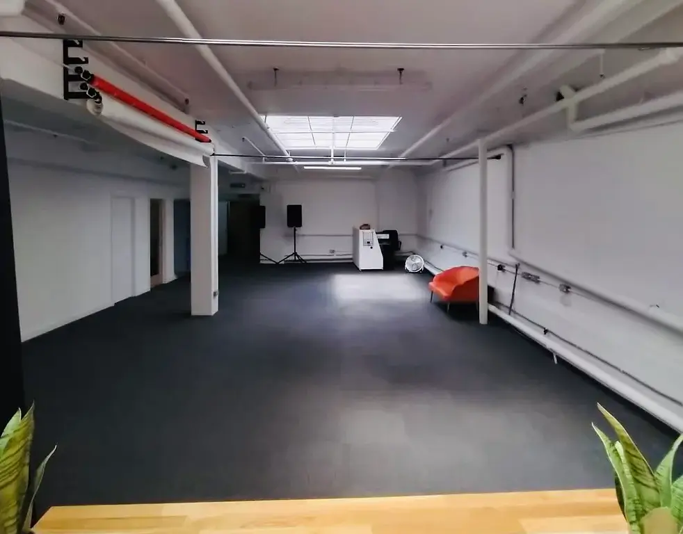 Studio Hire | Mango Studios LDN | Sharesy