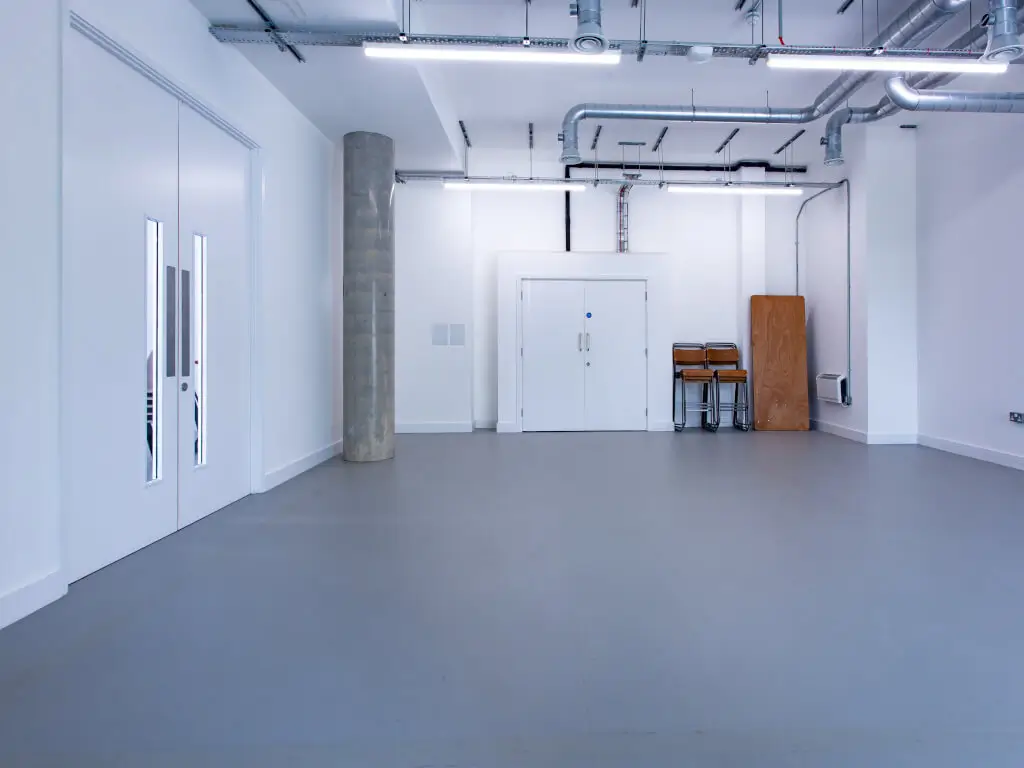 The Studio Space Hire | Hackney Showroom | Sharesy