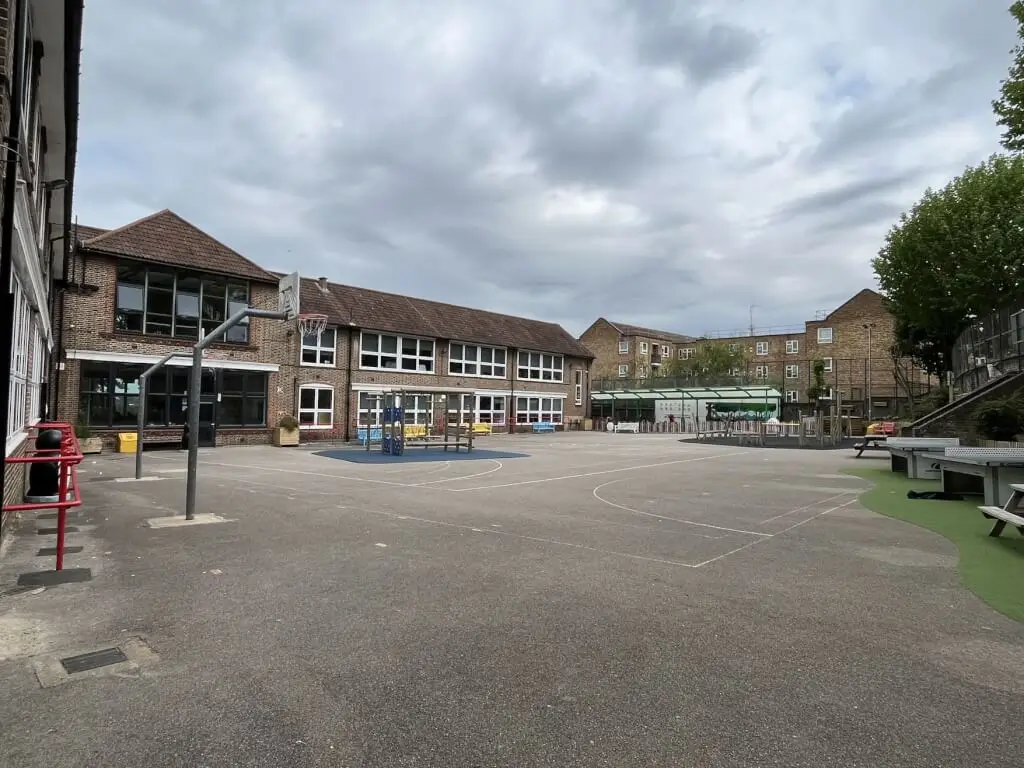 Playground Hire | Harrington Hill Primary School | Sharesy