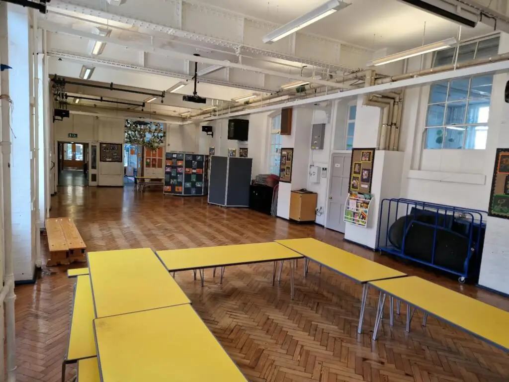 Bottom Hall Hire | Canonbury Primary School | Sharesy