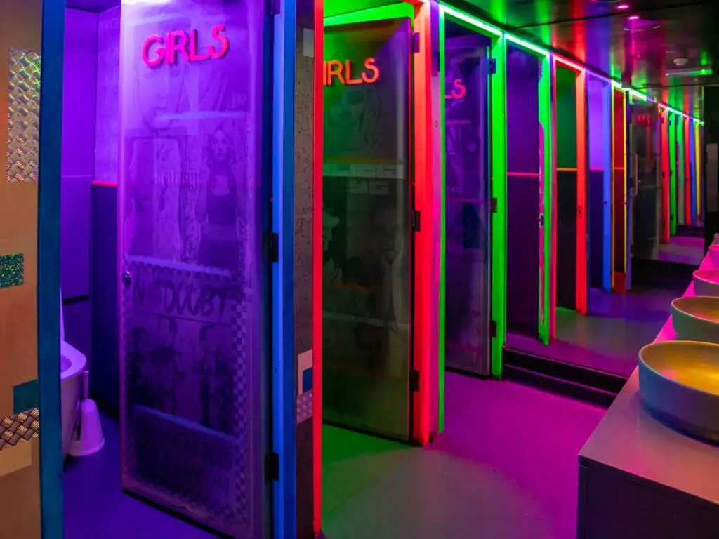 Full Venue Hire Hire | Lucky Voice Soho | Sharesy