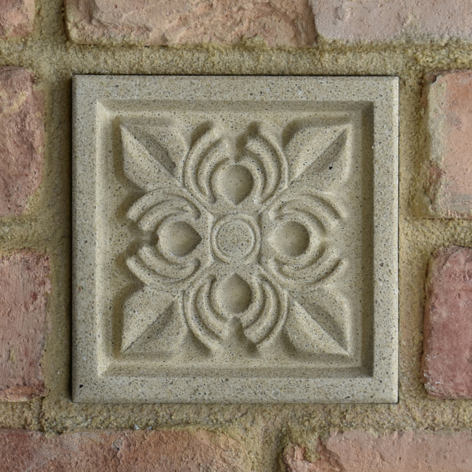 Leaf & Ball 037 | Framed Masonry Insert