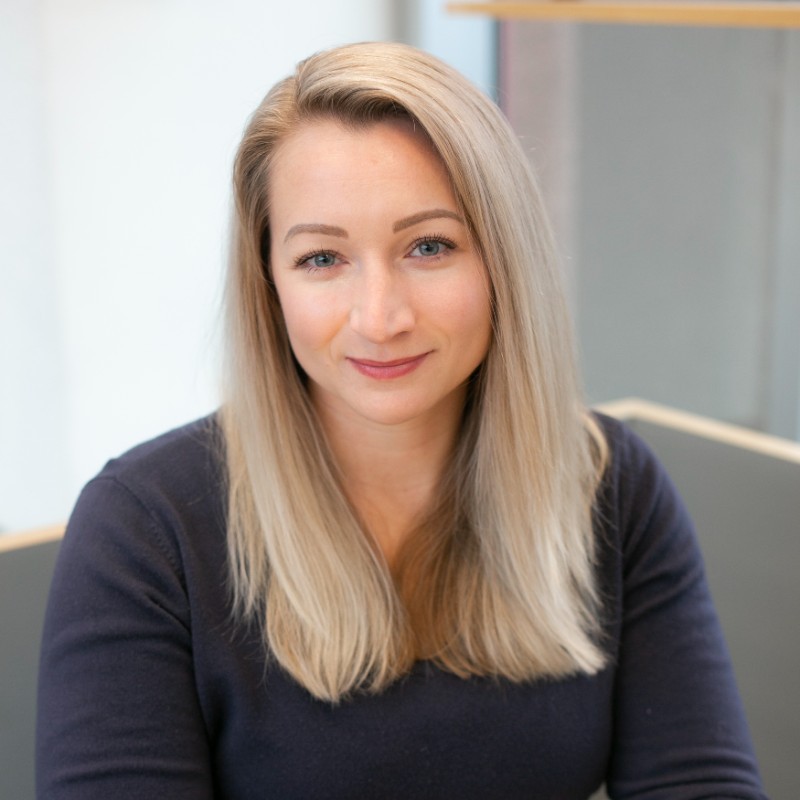 Lisa Schnare | Fame Podcast Host