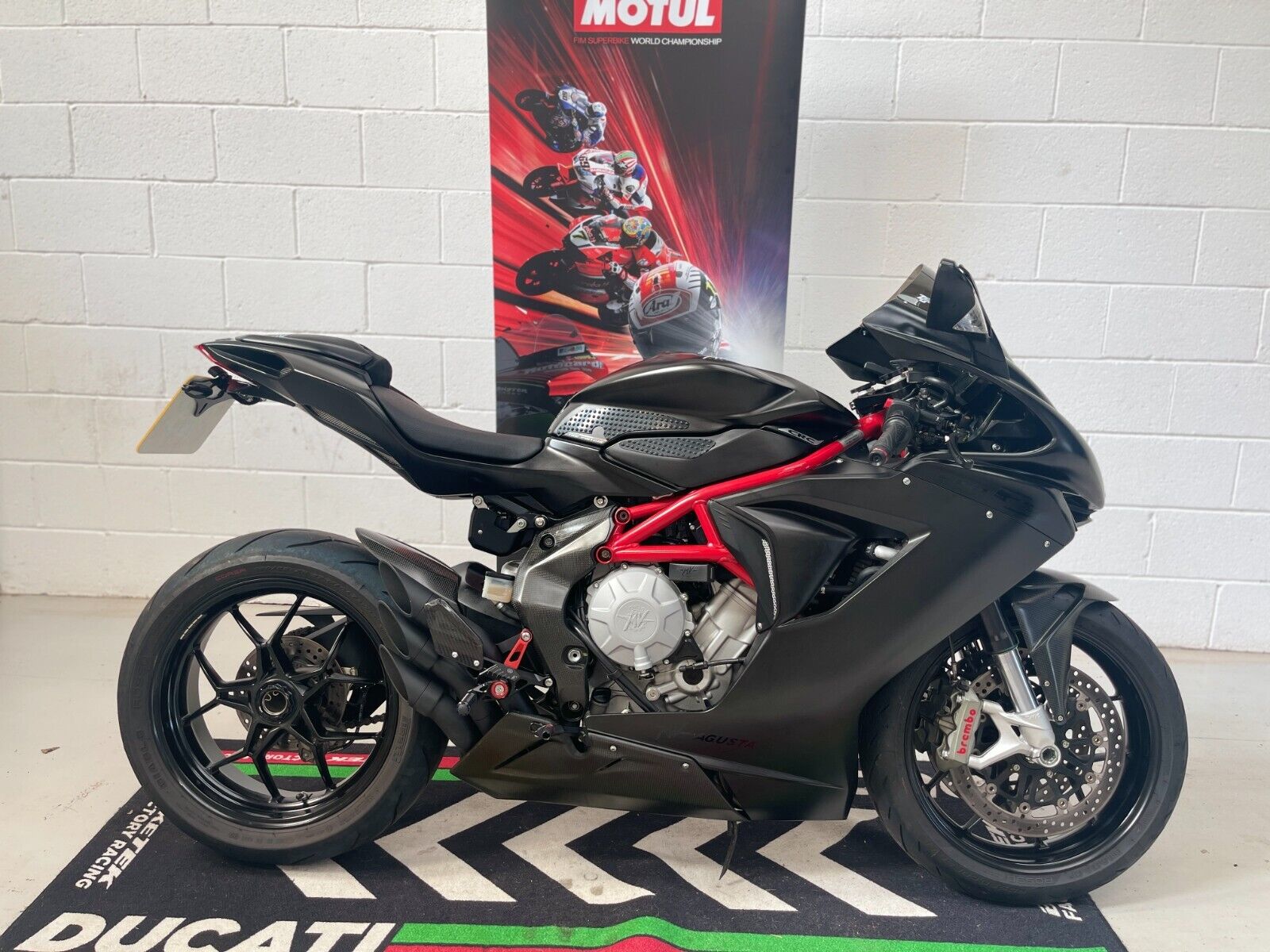 MV Agusta F3 800 2016 AMG STEALTH CARBON PX SWAP 4500 MILES £1000'S ...