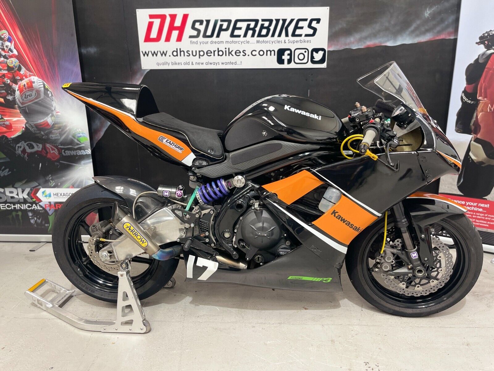 Suzuki ER 650 Supertwin V5 Package 2009 Race Track Bike Racing MGP Twin ...