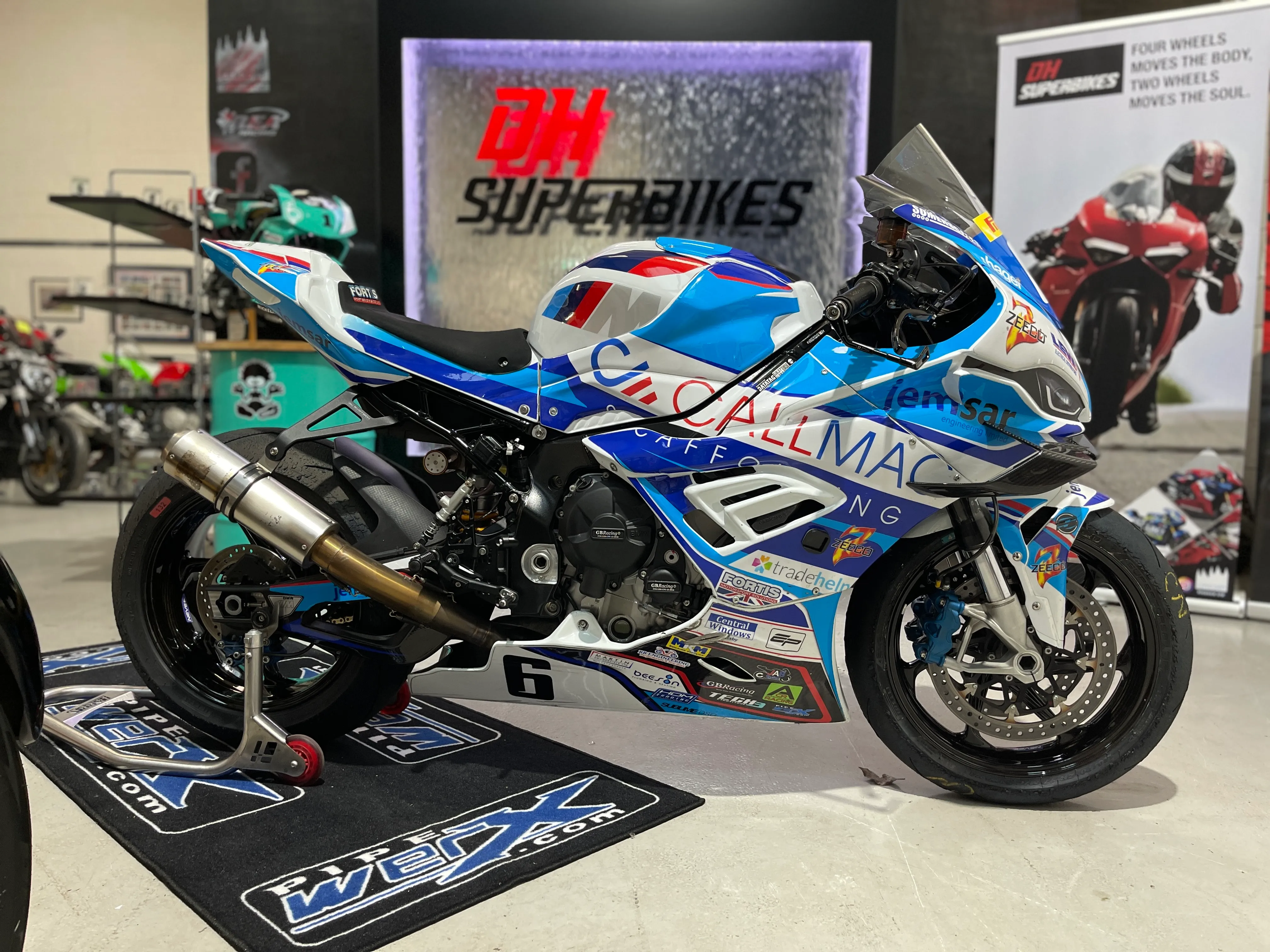 BMW M1000 RR ALPHA RACE BIKE M1000RR S1000RR 2022 RACE TRACK BIKE PX ...