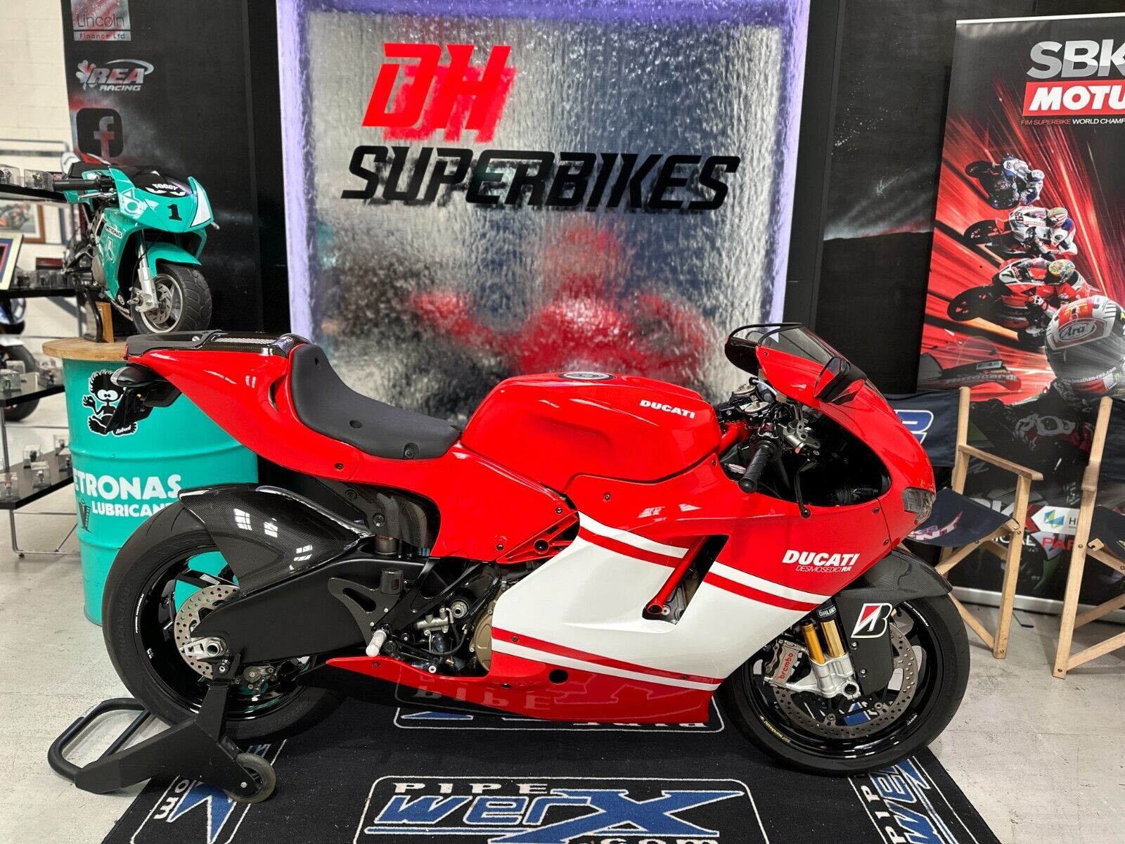 Ducati Desmosedici D16RR RR Team Edition 772 MILES MOT TI EXHAUST PX ...